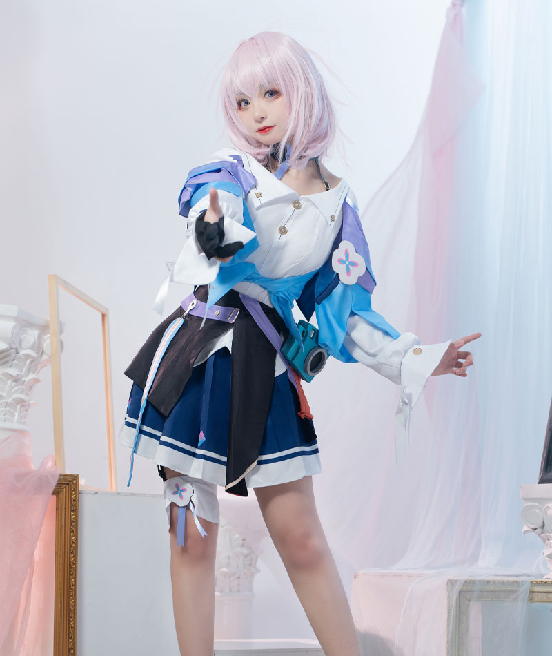 Honkai Impact Cosplay: A Look into the World of Intricate Costumes and ...